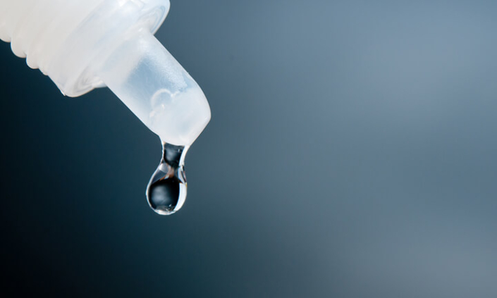 معرفی قطره چشم لودوکسامید با نام تجاری : Alomide | کلینیک چشمخانه